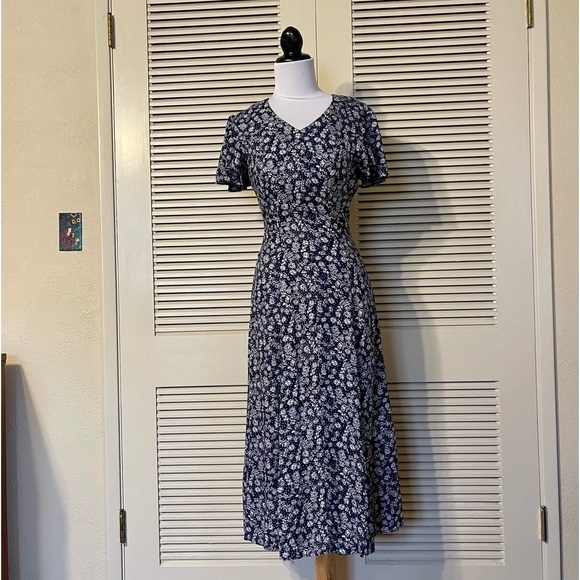 Maggie Lawrence | Dresses | Vintage Maggie Lawrence Prairie Dress ...
